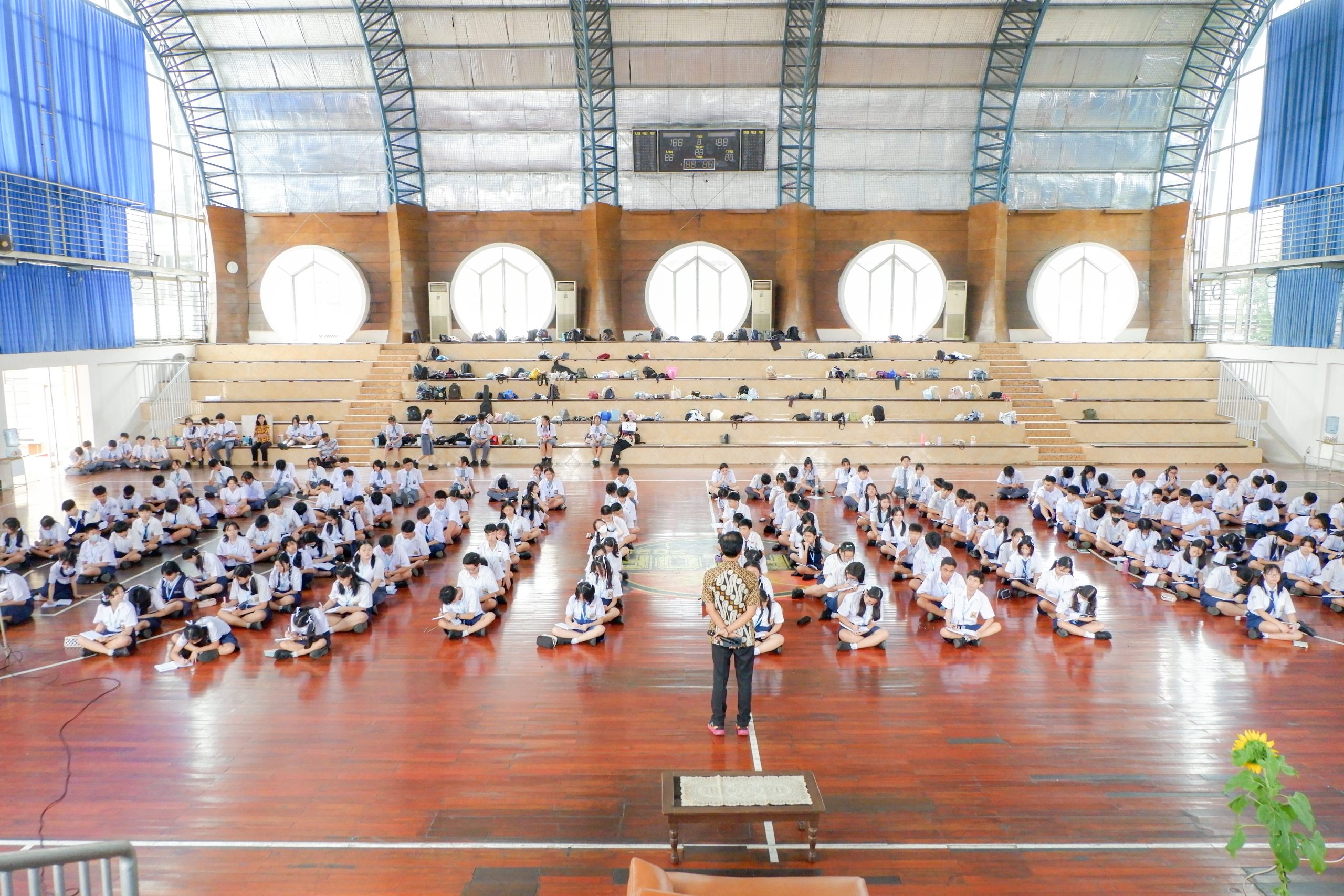 SMA Trinitas Gelar MPLS 2025 dengan Tema “Metamorf: Begin Right, Future ...